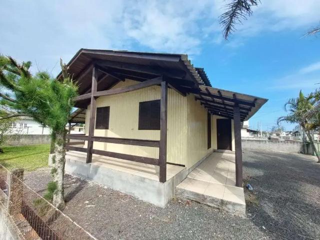 Casa / Sobrado para Venda em Balneário Arroio do Silva/SC Areias Brancas 3 Quartos