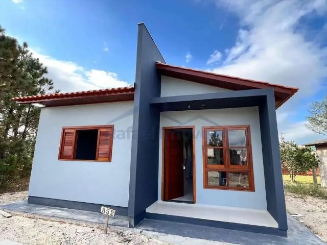 Casa / Sobrado para Venda em Balneário Arroio do Silva/SC Golfinho 3 Quartos