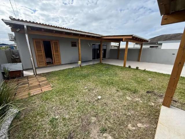 Casa / Sobrado para Venda em Balneário Arroio do Silva/SC Golfinho 2 Quartos