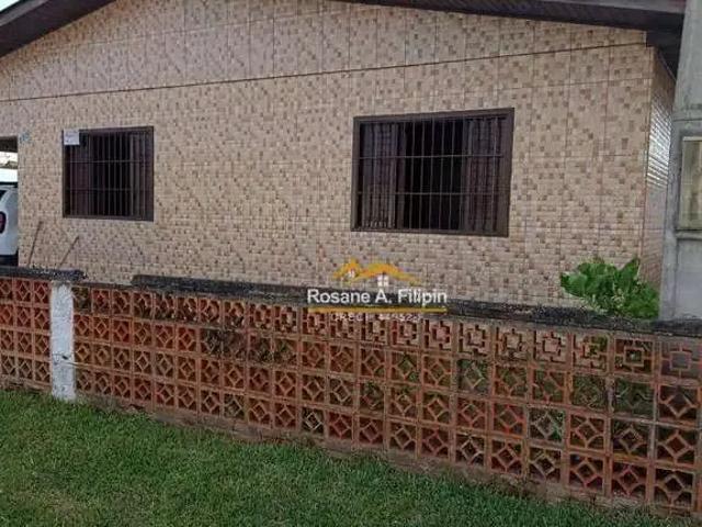 Casa / Sobrado para Venda em Balneário Arroio do Silva/SC Erechim 4 Quartos