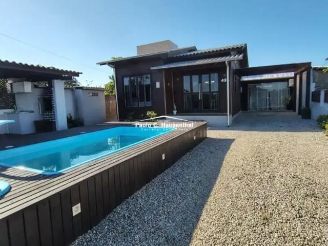 Casa / Sobrado para Venda em Balneário Arroio do Silva/SC Meta 4 Quartos