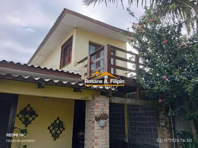 Casa / Sobrado para Venda em Balneário Arroio do Silva/SC Meta 5 Quartos