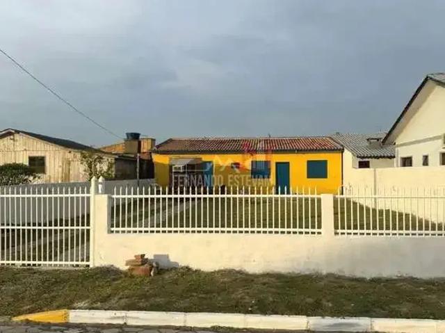 Casa / Sobrado para Venda em Balneário Arroio do Silva/SC Praia da Caçamba 2 Quartos