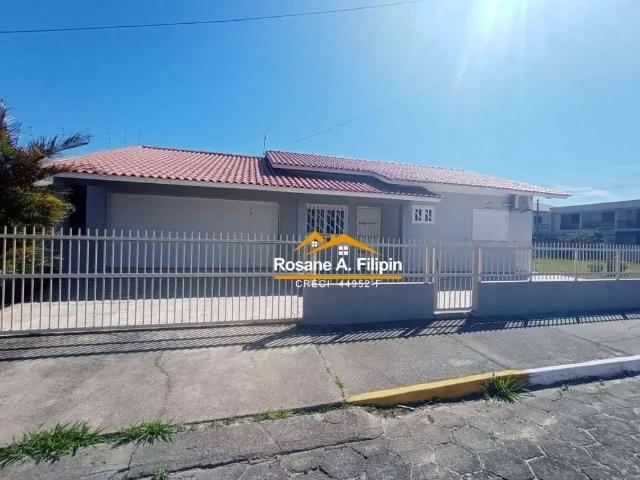 Casa / Sobrado para Venda em Balneário Arroio do Silva/SC Zona Sul