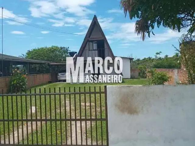 Casa / Sobrado para Venda em Balneário Barra do Sul/SC Costeira 3 Quartos