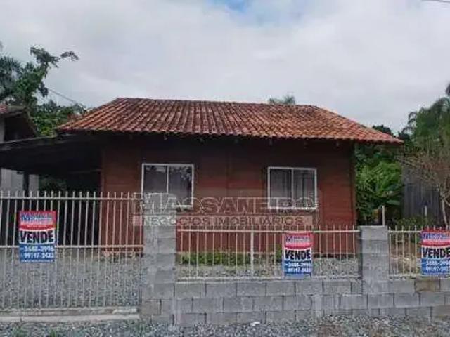 Casa / Sobrado para Venda em Balneário Barra do Sul/SC Costeira 3 Quartos