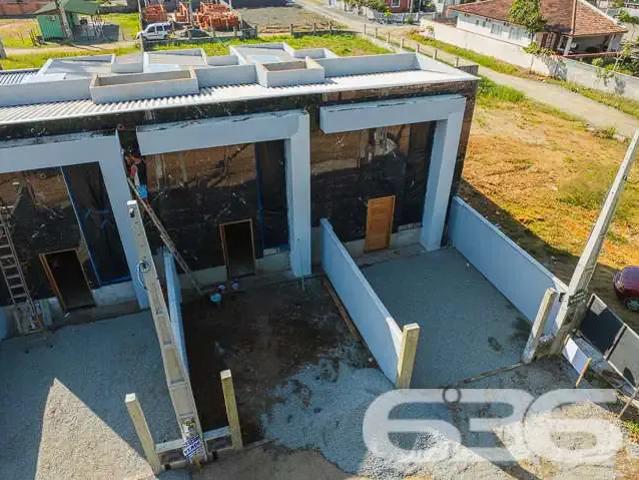 Casa / Sobrado para Venda em Balneário Barra do Sul/SC Costeira 3 Quartos