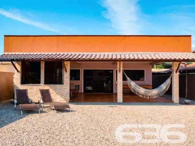 Casa / Sobrado para Venda em Balneário Barra do Sul/SC Costeira 3 Quartos