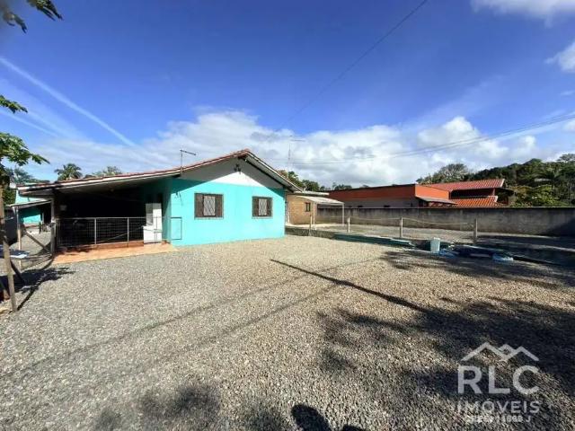 Casa / Sobrado para Venda em Balneário Barra do Sul/SC Costeira 3 Quartos
