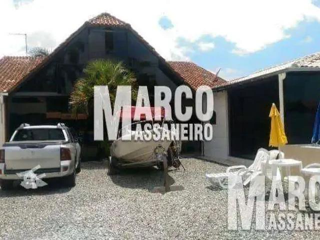 Casa / Sobrado para Venda em Balneário Barra do Sul/SC Costeira 3 Quartos