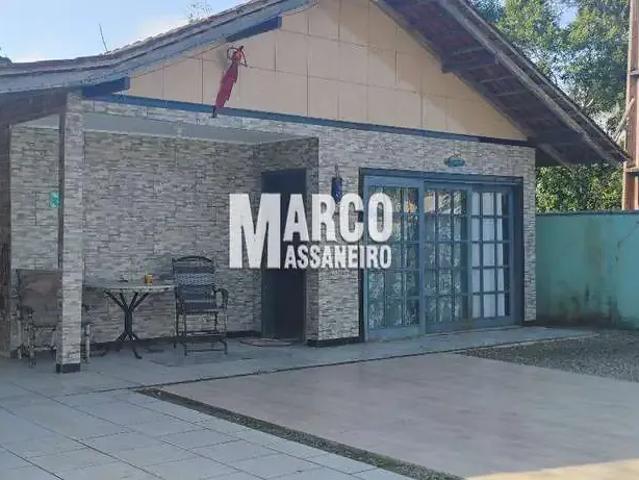 Casa / Sobrado para Venda em Balneário Barra do Sul/SC Costeira 3 Quartos
