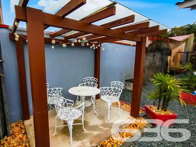 Casa / Sobrado para Venda em Balneário Barra do Sul/SC Costeira 3 Quartos