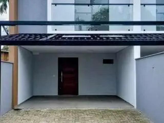 Casa / Sobrado para Venda em Balneário Barra do Sul/SC Costeira 3 Quartos