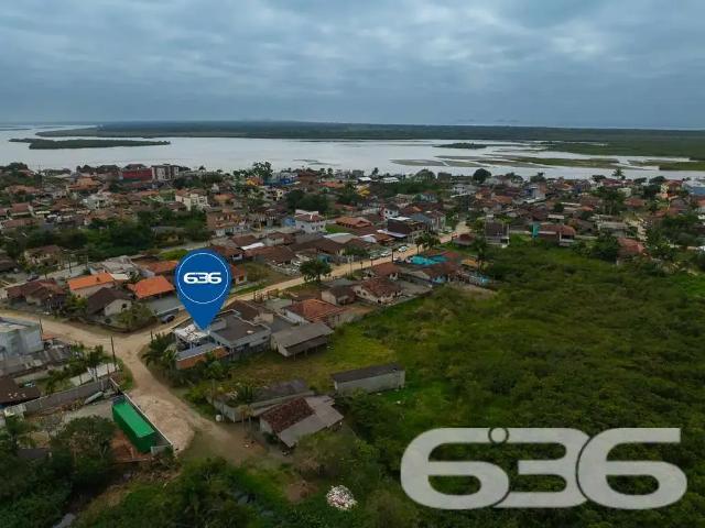 Casa / Sobrado para Venda em Balneário Barra do Sul/SC Costeira 3 Quartos