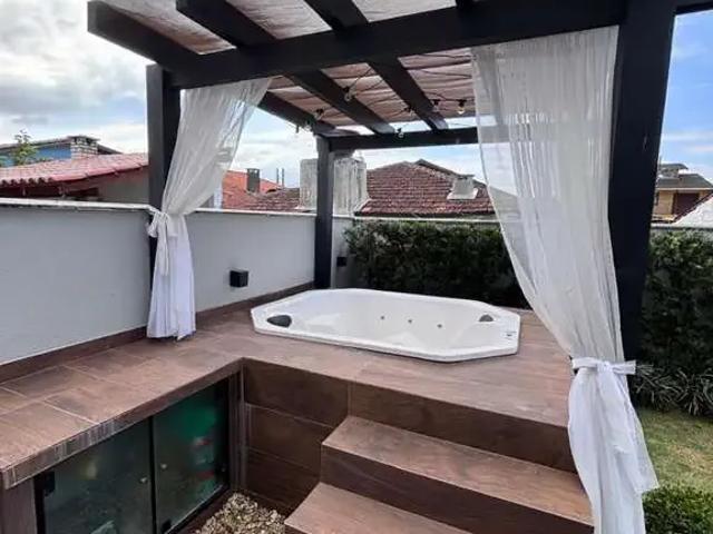Casa / Sobrado para Venda em Balneário Barra do Sul/SC Costeira 2 Quartos