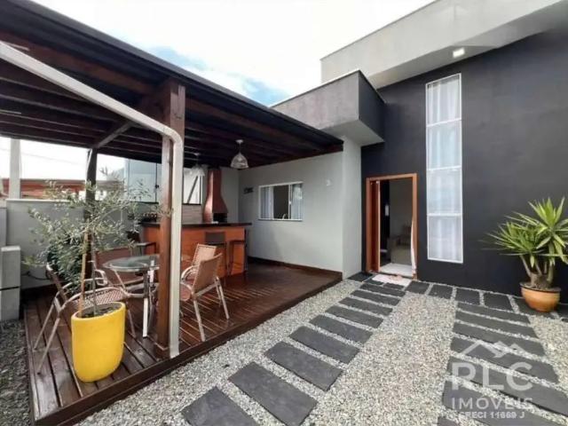 Casa / Sobrado para Venda em Balneário Barra do Sul/SC Costeira 2 Quartos