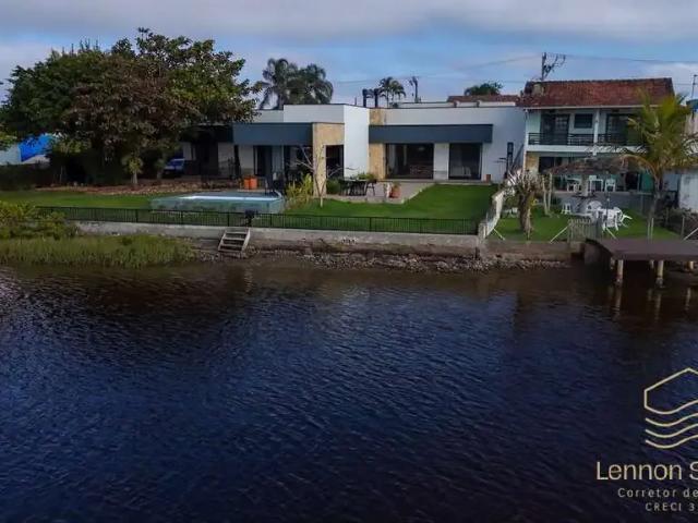 Casa / Sobrado para Venda em Balneário Barra do Sul/SC Costeira 2 Quartos