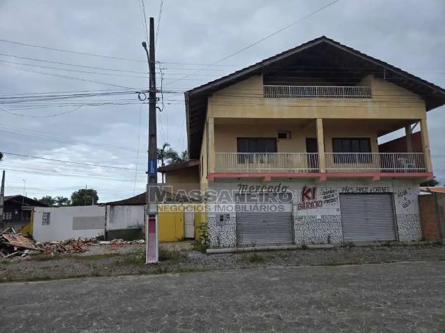 Casa / Sobrado para Venda em Balneário Barra do Sul/SC Costeira 4 Quartos