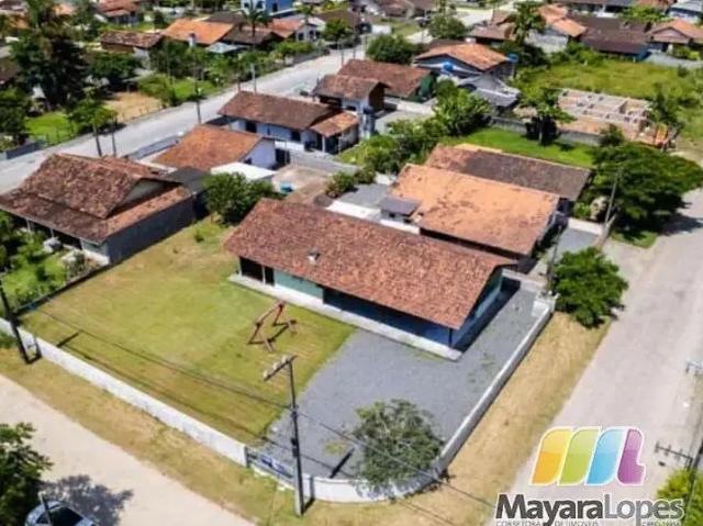Casa / Sobrado para Venda em Balneário Barra do Sul/SC Costeira 4 Quartos