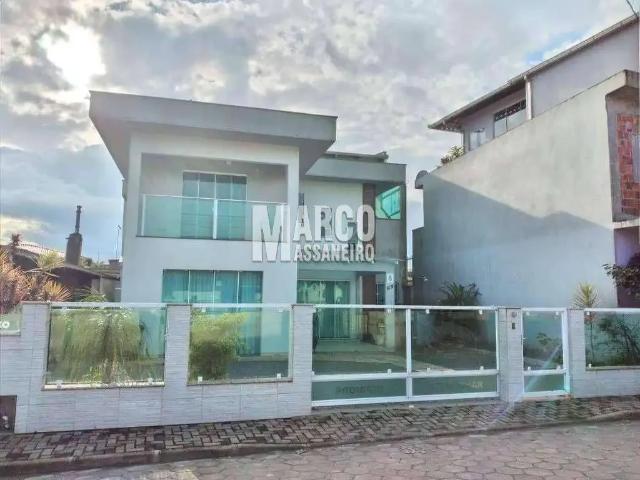 Casa / Sobrado para Venda em Balneário Barra do Sul/SC Costeira 4 Quartos