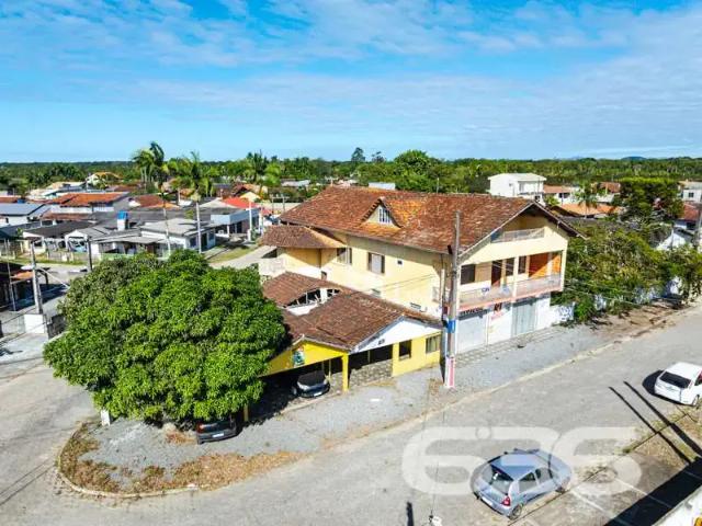 Casa / Sobrado para Venda em Balneário Barra do Sul/SC Costeira 8 Quartos