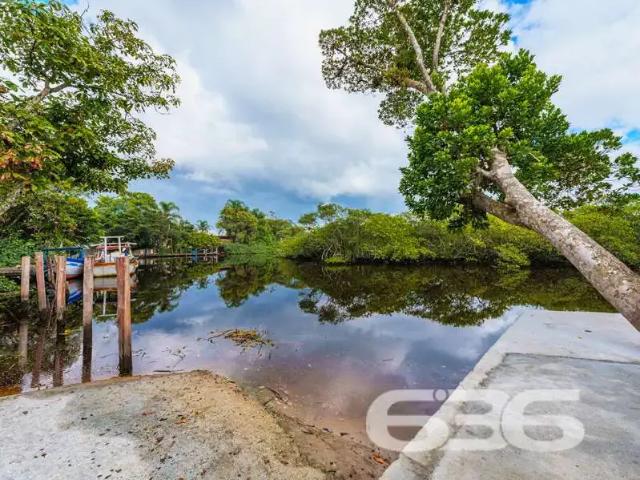 Casa / Sobrado para Venda em Balneário Barra do Sul/SC Centro 2 Quartos