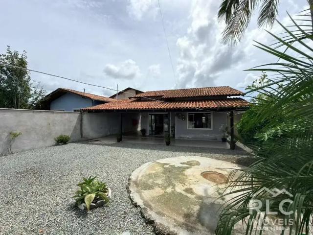 Casa / Sobrado para Venda em Balneário Barra do Sul/SC Centro 2 Quartos