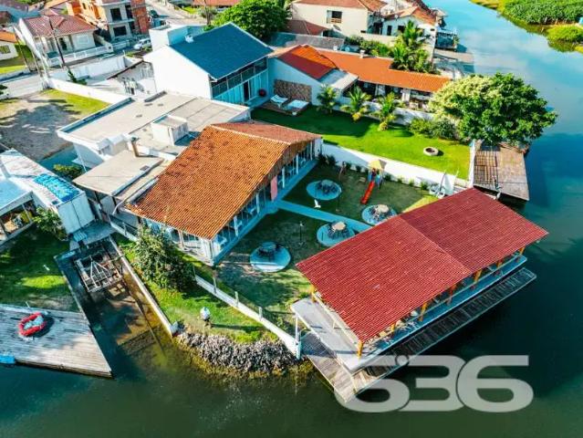 Casa / Sobrado para Venda em Balneário Barra do Sul/SC Centro 2 Quartos