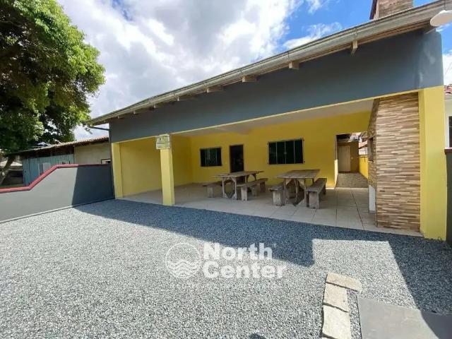 Casa / Sobrado para Venda em Balneário Barra do Sul/SC Centro 2 Quartos