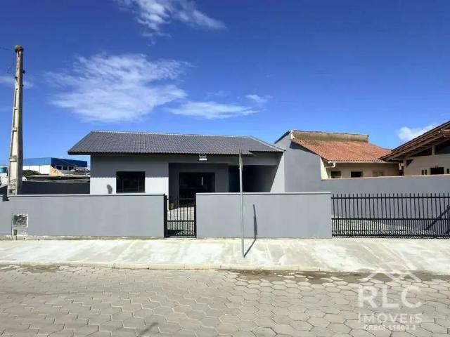 Casa / Sobrado para Venda em Balneário Barra do Sul/SC Centro 3 Quartos