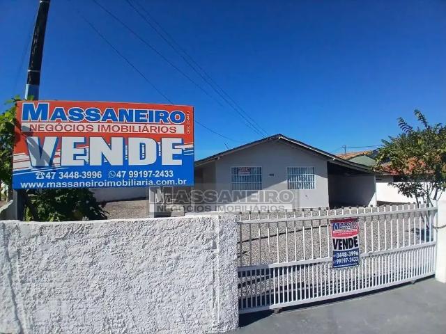 Casa / Sobrado para Venda em Balneário Barra do Sul/SC Centro 3 Quartos