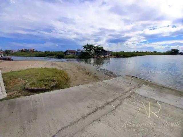Casa / Sobrado para Venda em Balneário Barra do Sul/SC Centro 3 Quartos