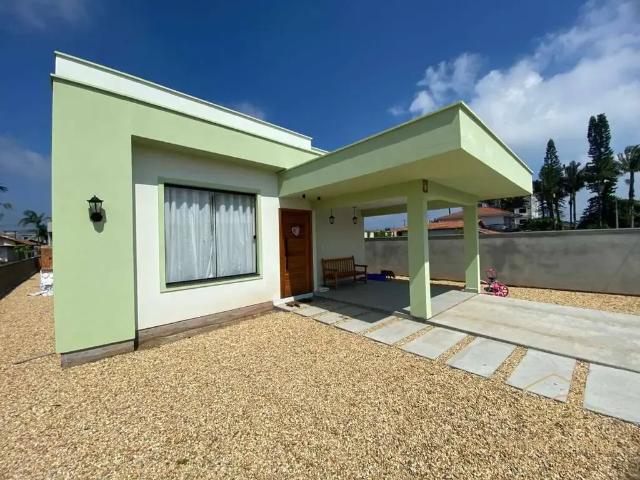 Casa / Sobrado para Venda em Balneário Barra do Sul/SC Centro 3 Quartos