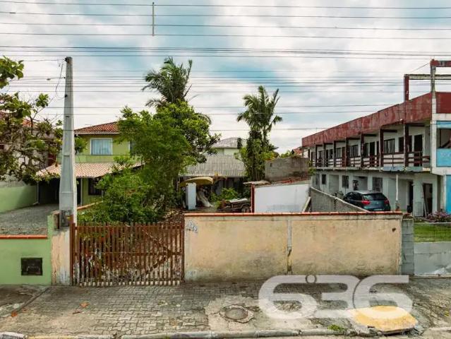 Casa / Sobrado para Venda em Balneário Barra do Sul/SC Centro 3 Quartos