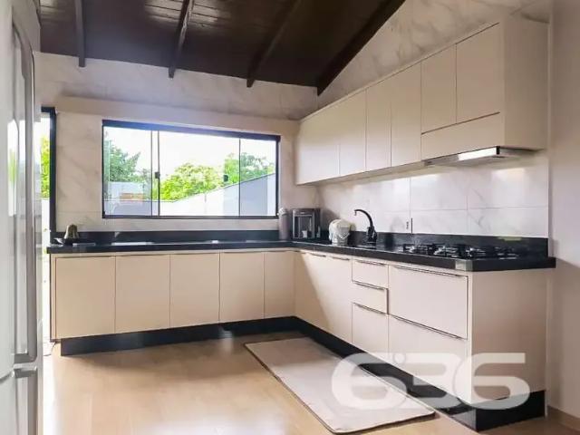 Casa / Sobrado para Venda em Balneário Barra do Sul/SC Centro 3 Quartos