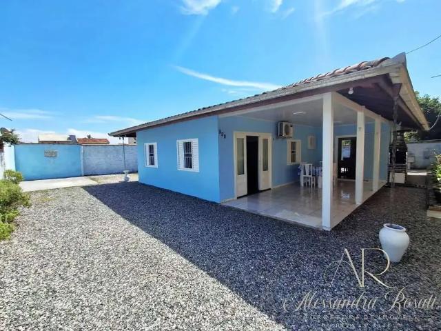 Casa / Sobrado para Venda em Balneário Barra do Sul/SC Centro 3 Quartos