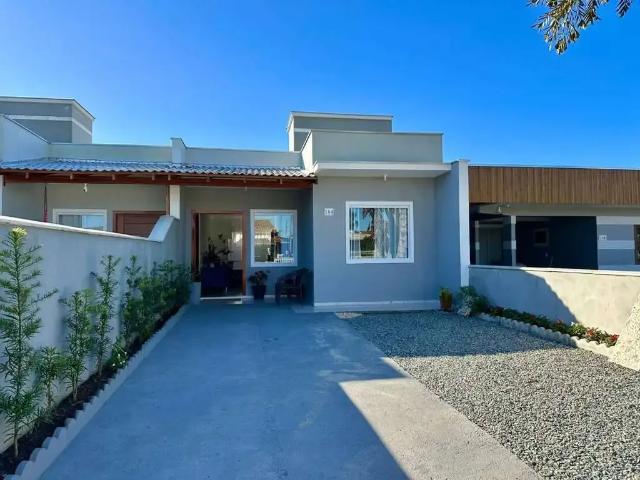 Casa / Sobrado para Venda em Balneário Barra do Sul/SC Centro 3 Quartos