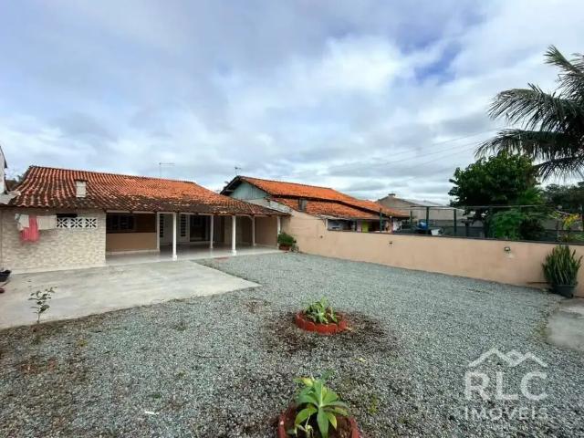 Casa / Sobrado para Venda em Balneário Barra do Sul/SC Centro 3 Quartos