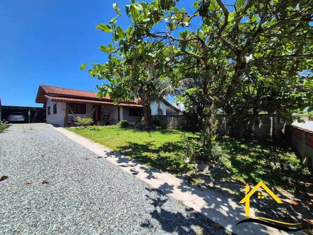 Casa / Sobrado para Venda em Balneário Barra do Sul/SC Centro 3 Quartos