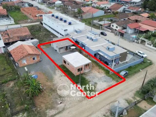 Casa / Sobrado para Venda em Balneário Barra do Sul/SC Centro 3 Quartos