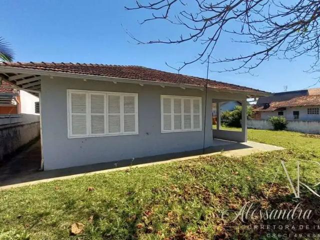 Casa / Sobrado para Venda em Balneário Barra do Sul/SC Centro 3 Quartos
