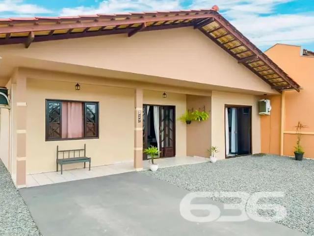 Casa / Sobrado para Venda em Balneário Barra do Sul/SC Centro 4 Quartos