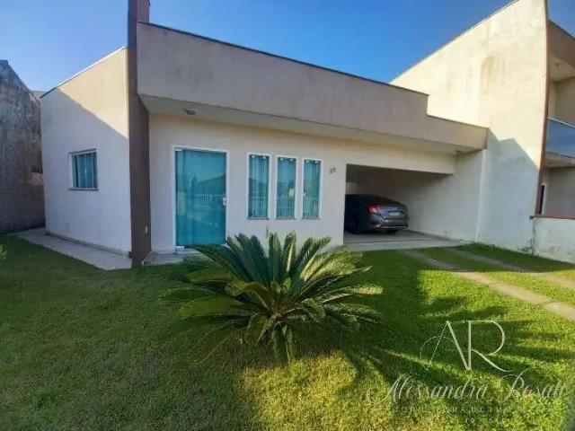 Casa / Sobrado para Venda em Balneário Barra do Sul/SC Centro 4 Quartos