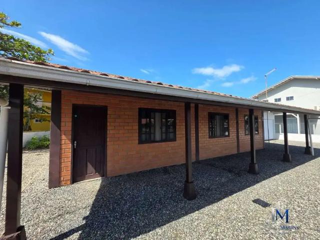 Casa / Sobrado para Venda em Balneário Barra do Sul/SC Centro 4 Quartos