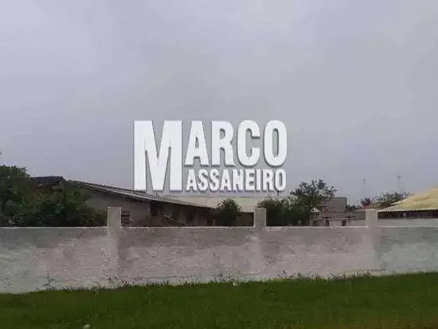 Casa / Sobrado para Venda em Balneário Barra do Sul/SC Centro 4 Quartos