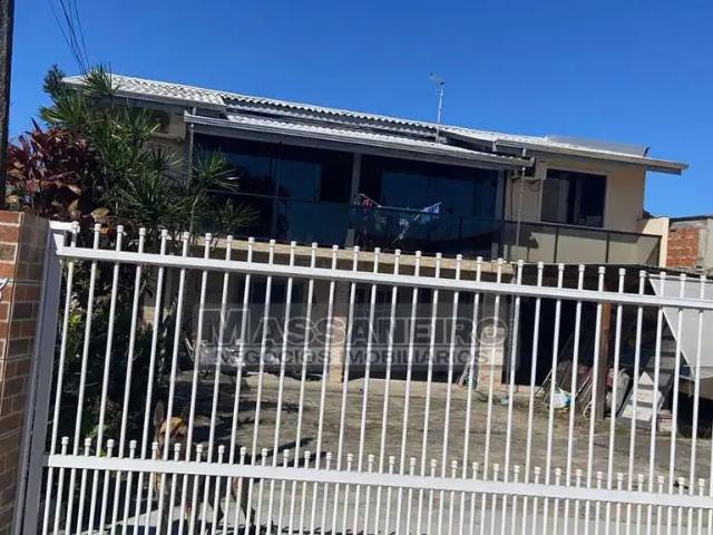 Casa / Sobrado para Venda em Balneário Barra do Sul/SC Centro 4 Quartos