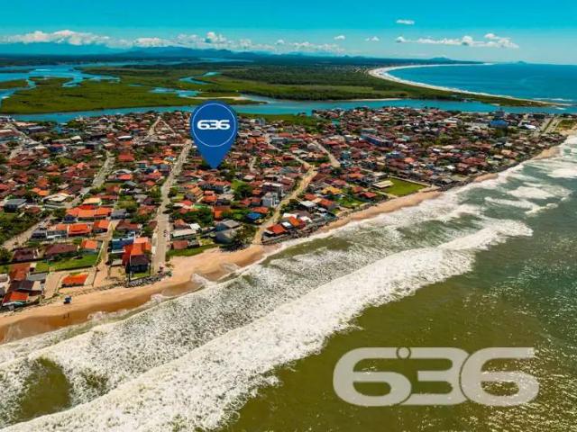 Casa / Sobrado para Venda em Balneário Barra do Sul/SC Centro 4 Quartos