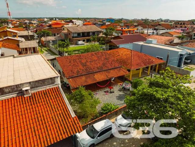 Casa / Sobrado para Venda em Balneário Barra do Sul/SC Centro 4 Quartos