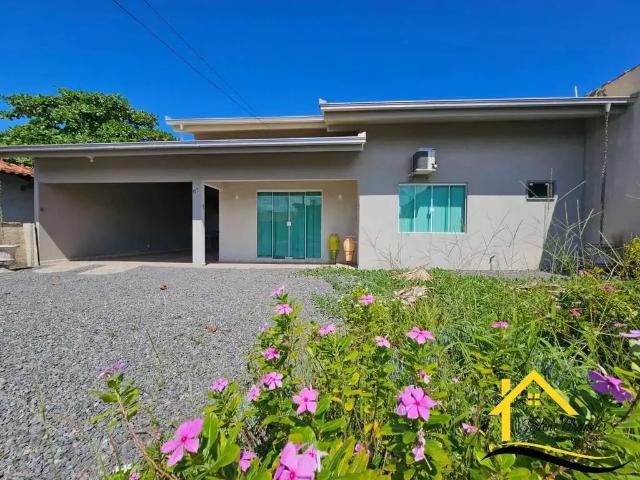 Casa / Sobrado para Venda em Balneário Barra do Sul/SC Centro 5 Quartos
