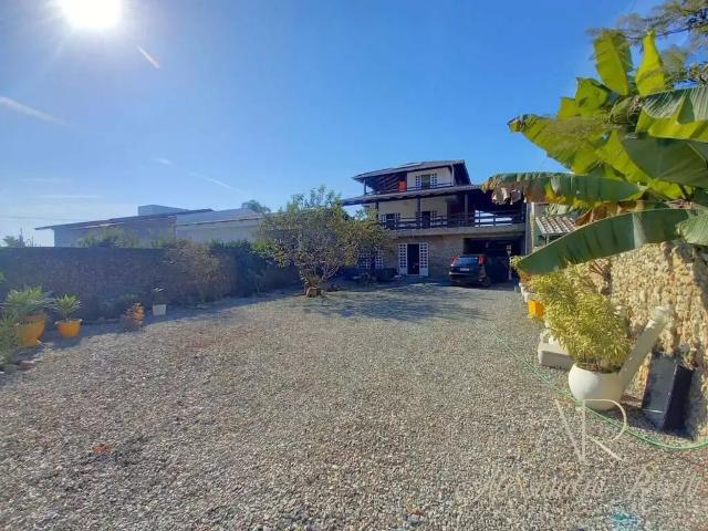 Casa / Sobrado para Venda em Balneário Barra do Sul/SC Centro